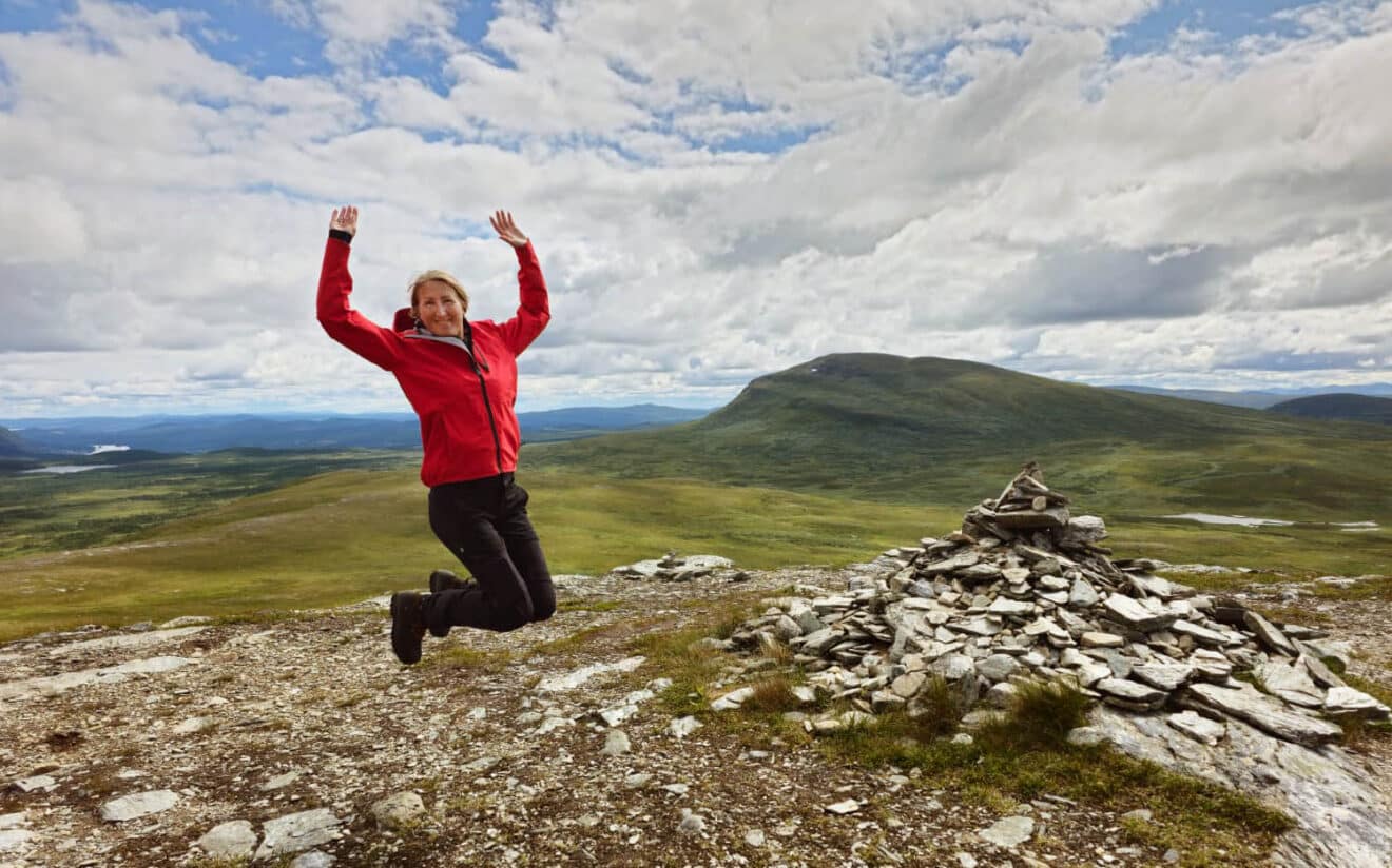 How to create a nature habit that sticks - Rain or Shine Mamma